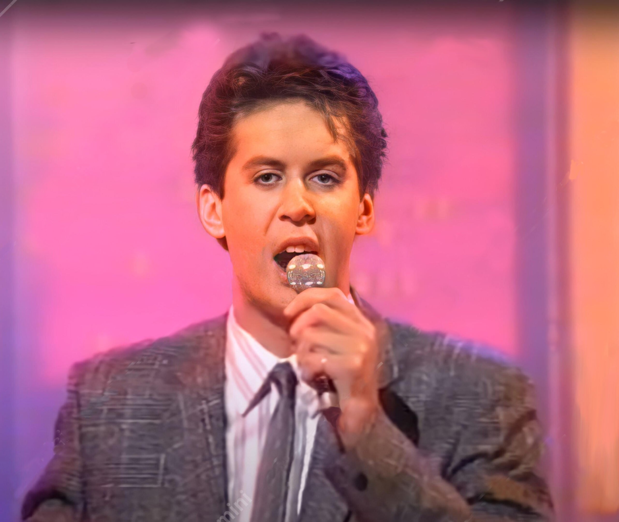 The Gaffa Tapes: When The Spotlight Hits You — CX Network