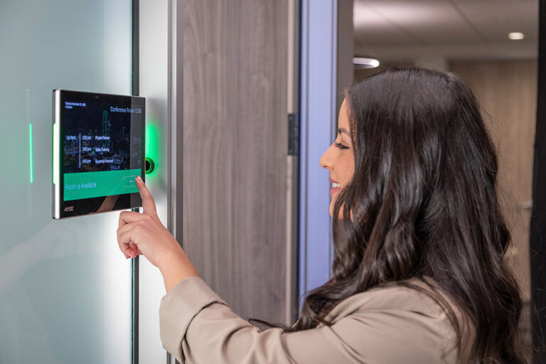 AMX by HARMAN Debuts Varia Series Next-Generation Professional Touch Panels — CX Network