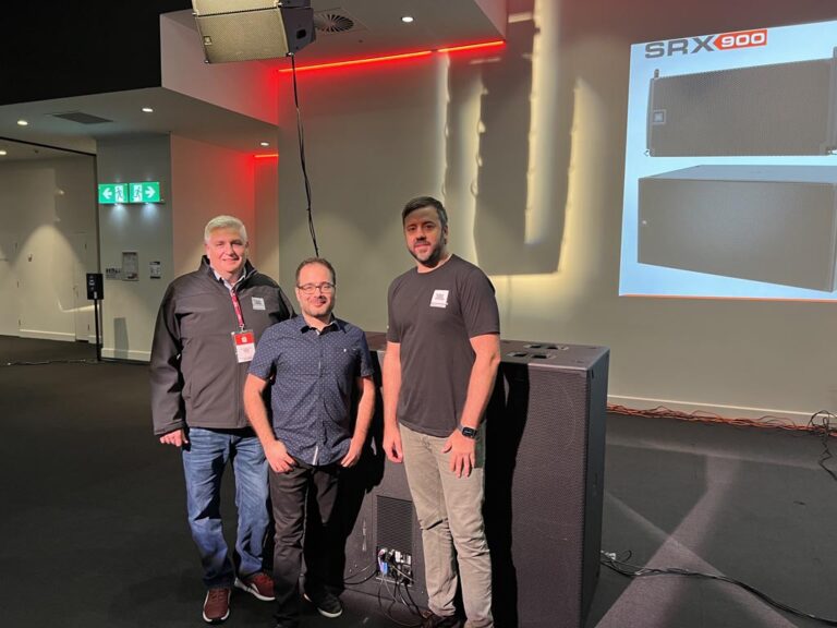 JBL SRX900 — CX Network