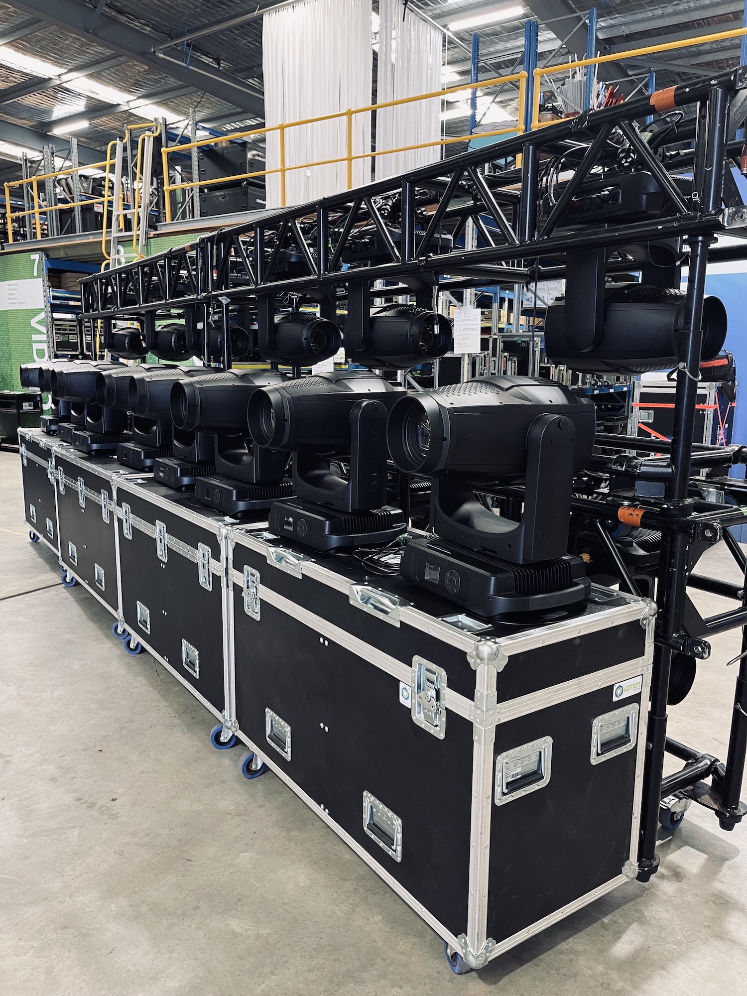 LUX EVENTS ADDS THIRTY-THREE AYRTON PERSEO PROFILES TO ITS KIT — CX Network