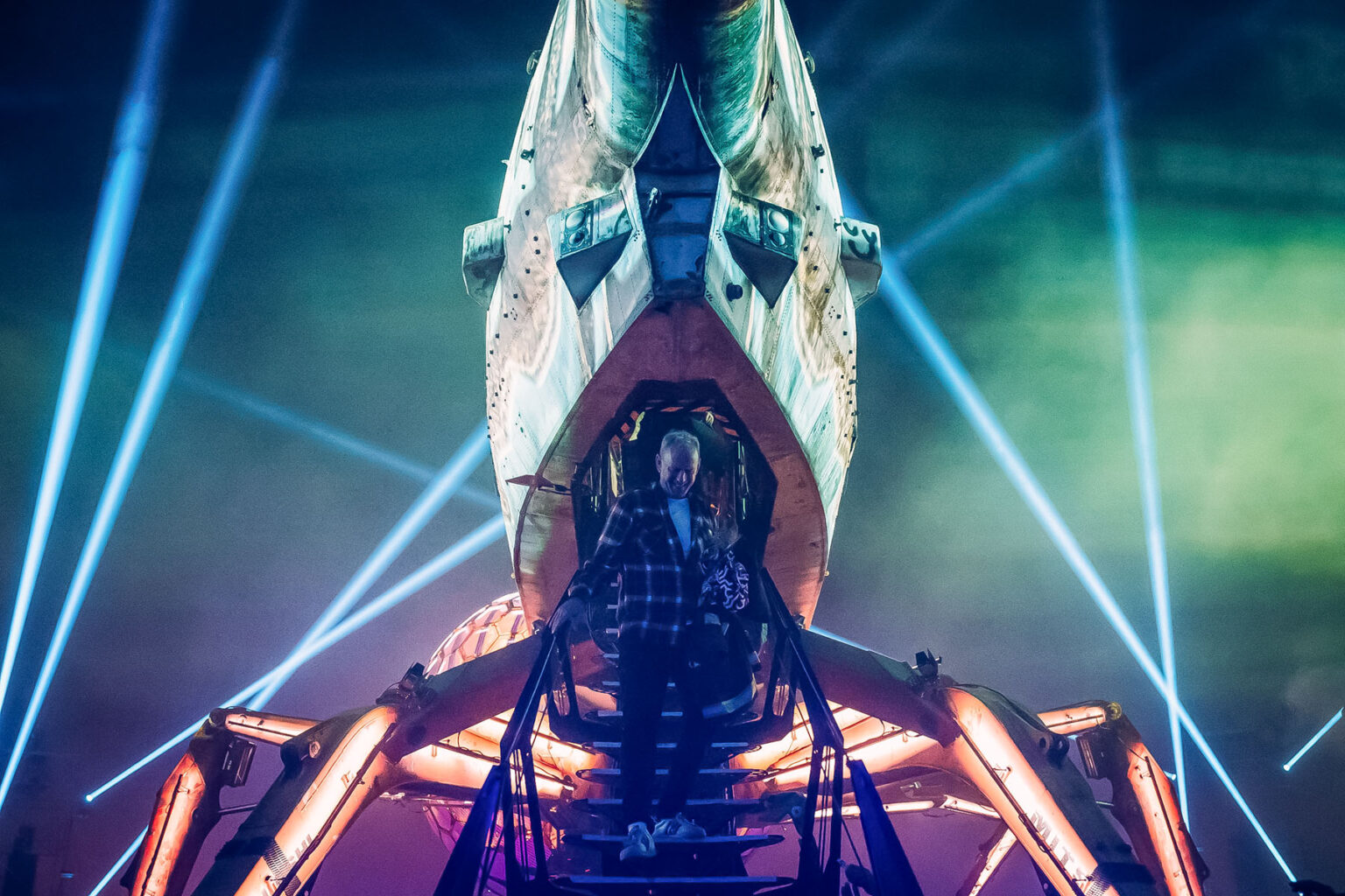 Arcadia Lights Up Glastonbury 2024 with Dragonfly and Robe iBOLTS — CX ...