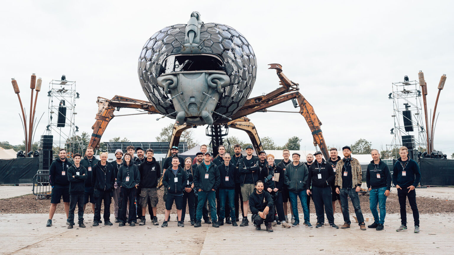 Arcadia Lights Up Glastonbury 2024 with Dragonfly and Robe iBOLTS — CX ...