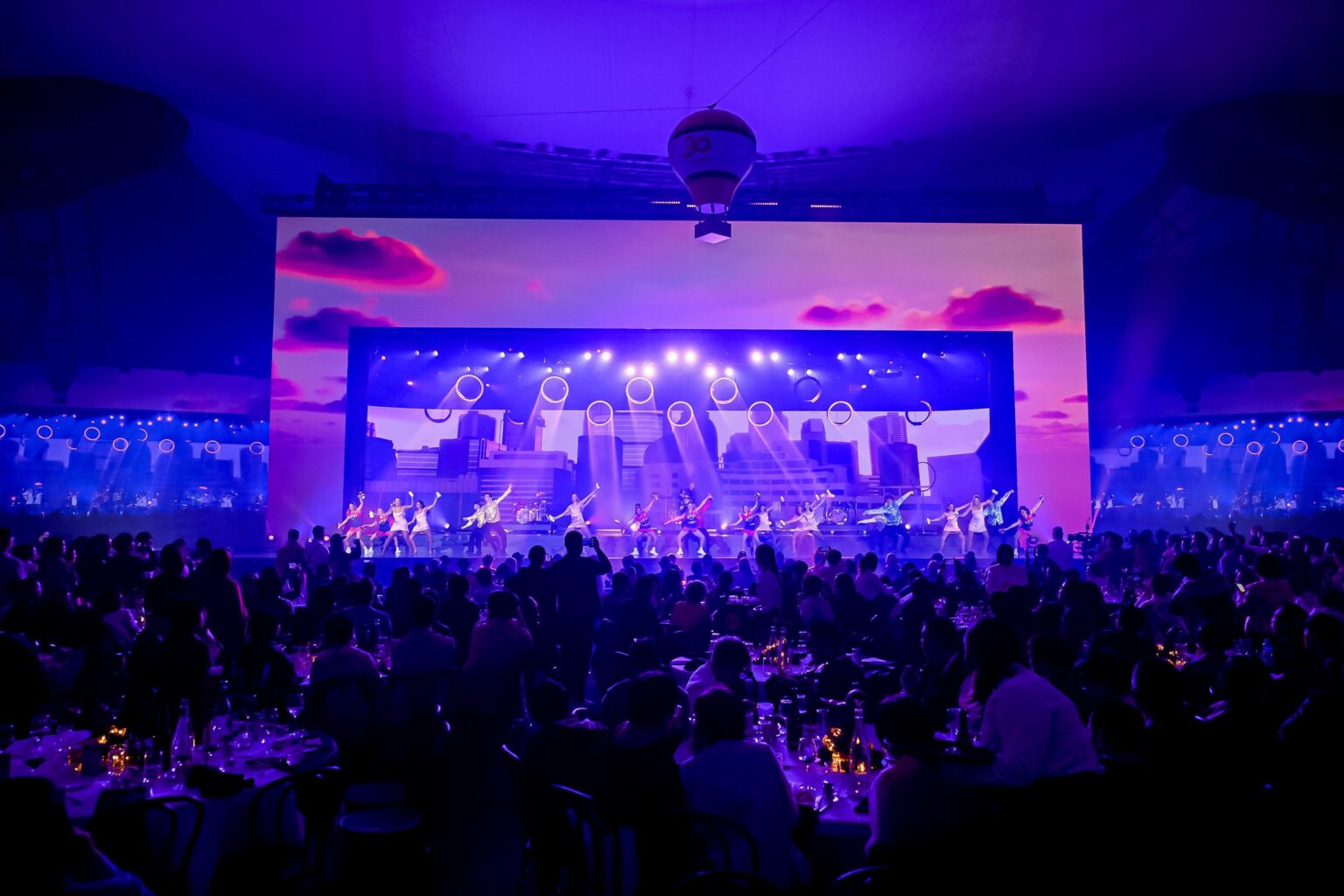 Up, up, and Amway: world-first moments, curated by Encore Event Technologies — CX Network